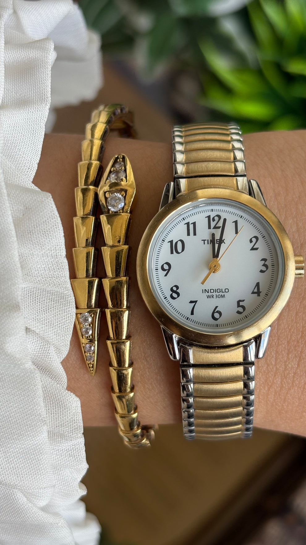 Vintage Timex Indiglo Classic Watch in Two-Tone – Clockwork Vintage