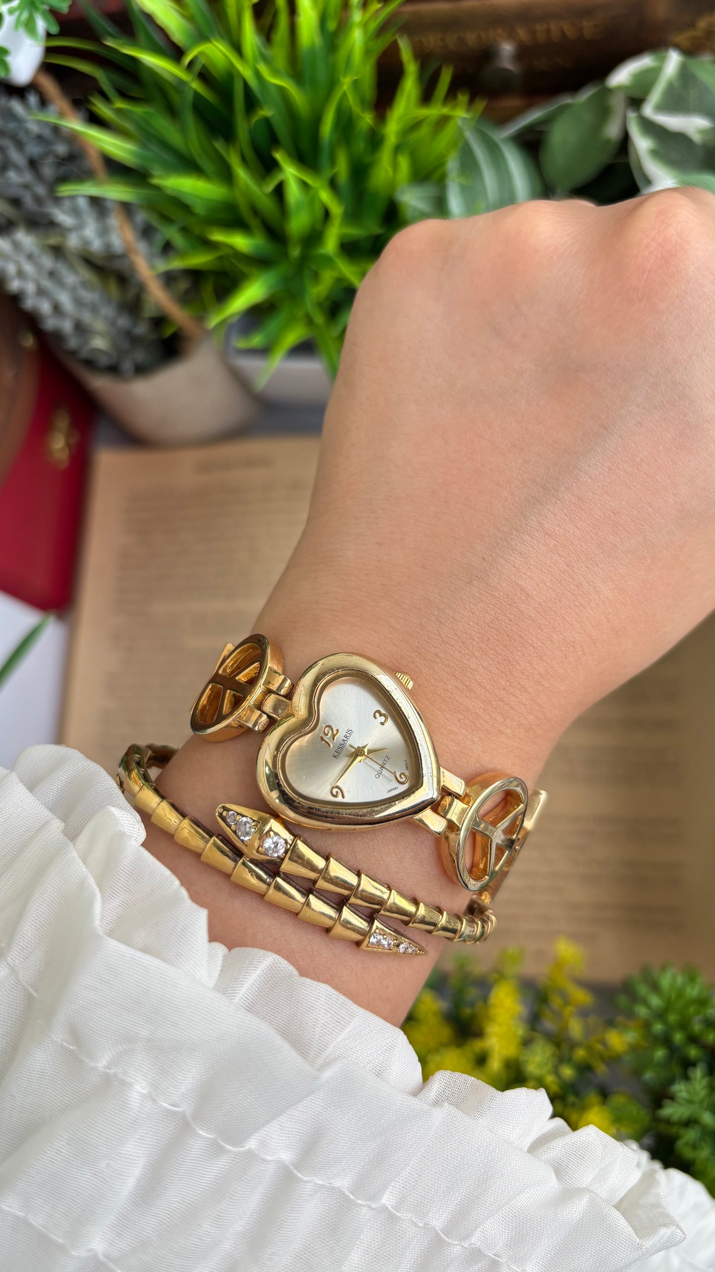 Vintage Kessaris Heart Dial Watch in Gold Tone – Clockwork Vintage